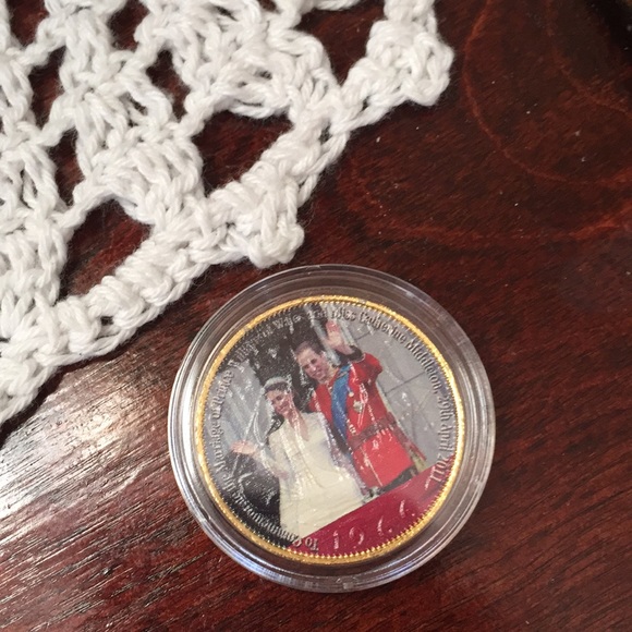 unknown | Other | Royal Family Wedding Half Cent Coin William Kate ...